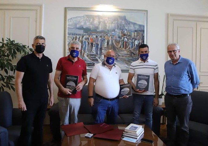 Συνάντηση του Δημάρχου Καβάλας, Θόδωρου Μουριάδη, με τη διοίκηση του ...